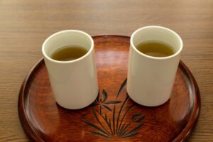 法要におけるお茶の正しい提供方法 | トリビアブログ